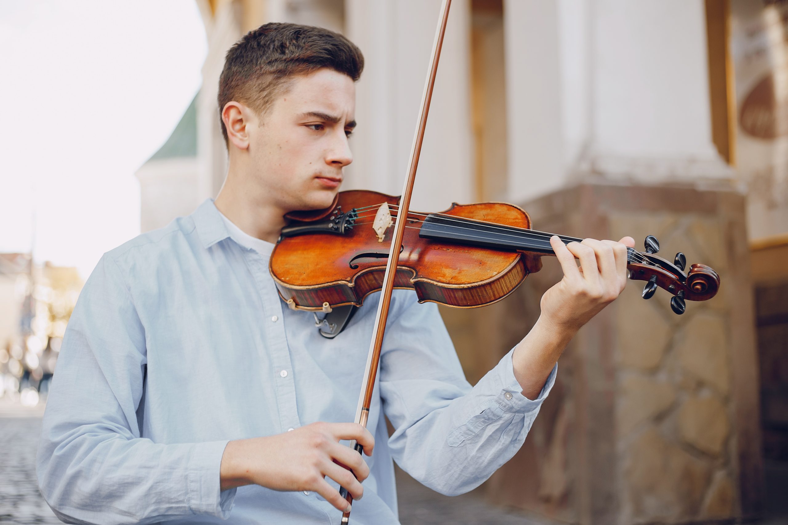 Violin lessons for children and adults near St James Street, E17 from £ ...